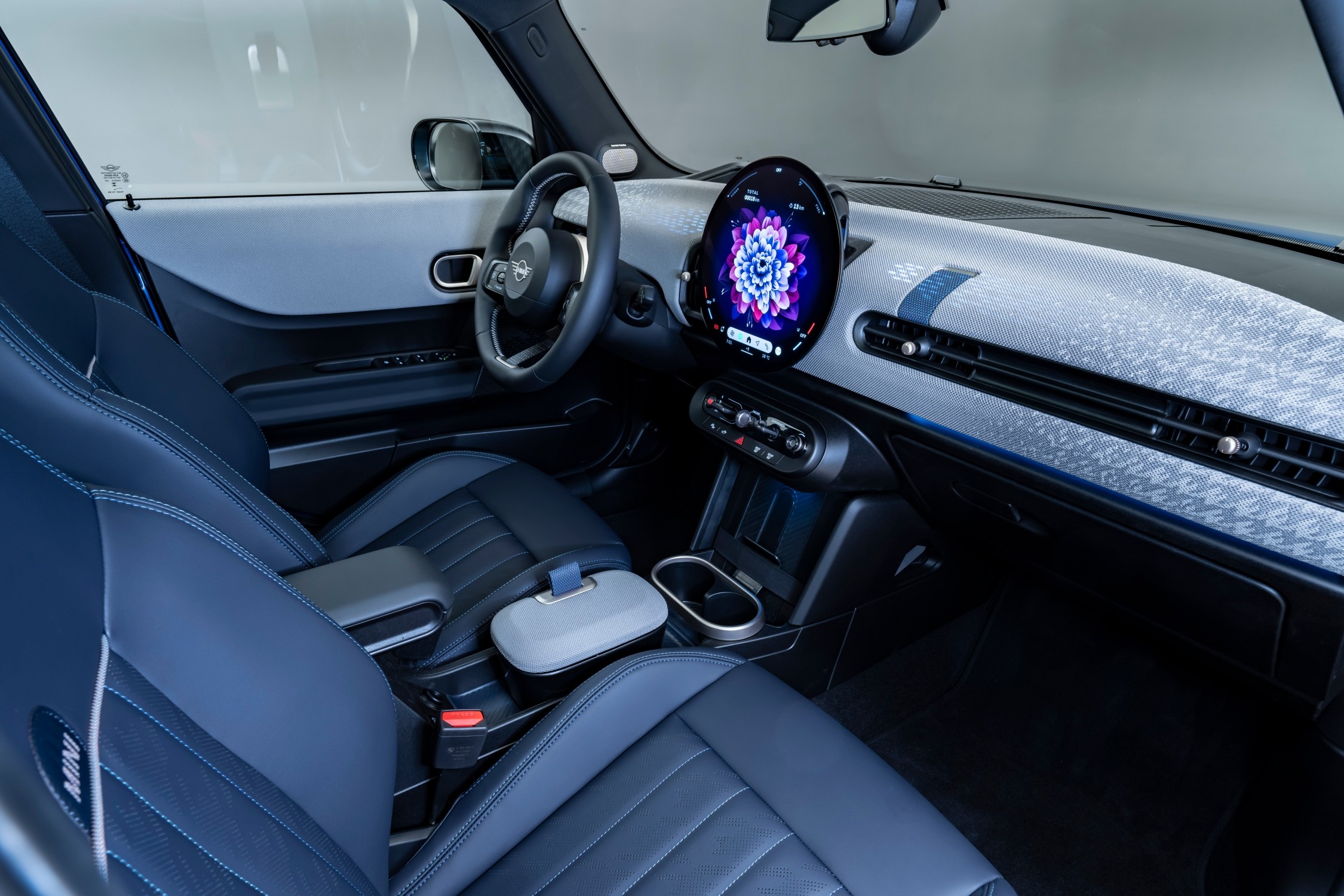 Introducing the New MINI Cooper 5 Door: Extended Space, Driving Fun ...