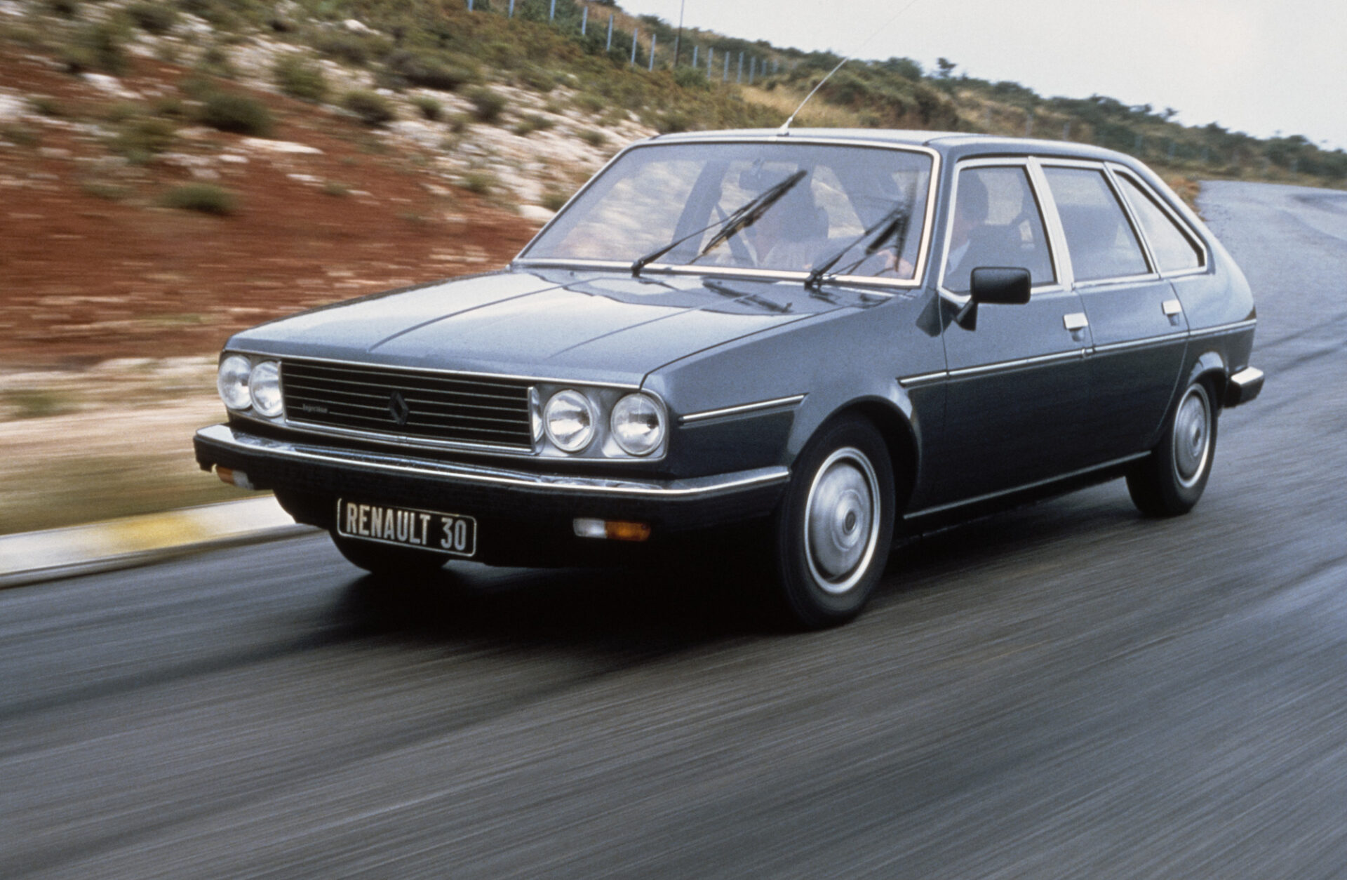 Renault's Legacy: Over 100 Years of Presidential Cars in France ...