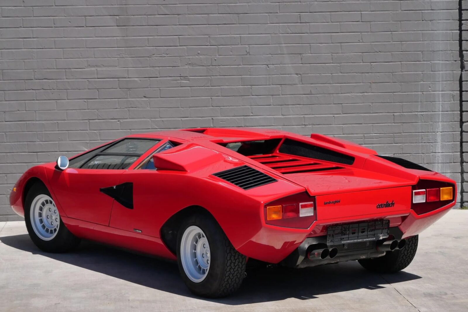 Sir Rod Stewart's old Lamborghini sells for £550,000 at auction ...