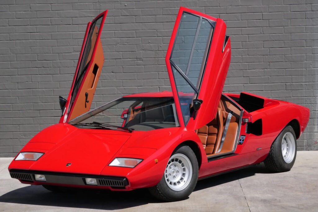 Sir Rod Stewart's old Lamborghini sells for £550,000 at auction ...