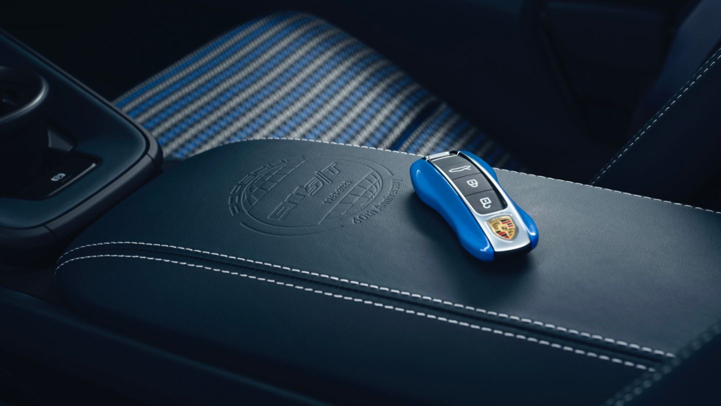 Porsche Unveils Custom 911 S/T in Exclusive Dani Blue for Collector ...