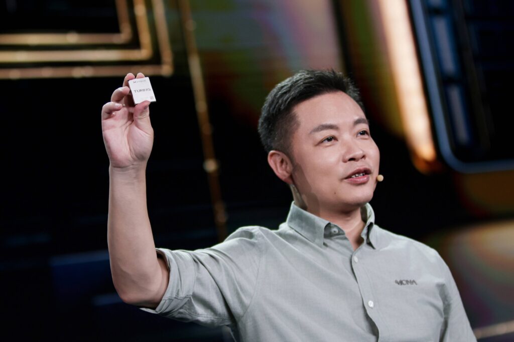XPeng Unveils MONA M03 Hatchback and Breakthrough Tech at 10th ...