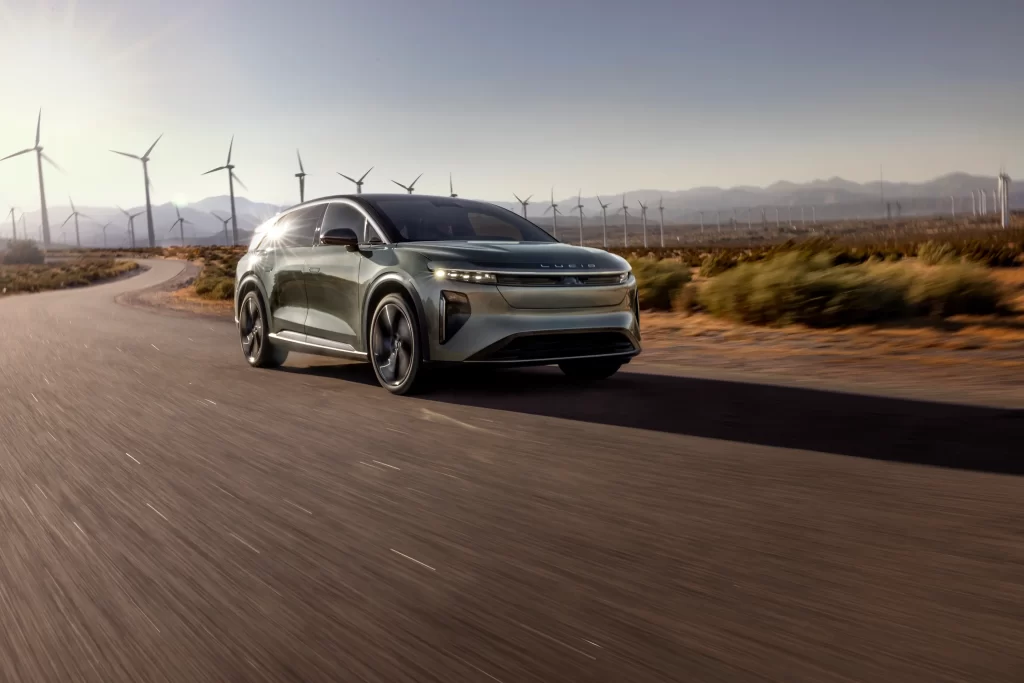 Lucid Opens Pre-Orders for High-Power Gravity SUV with 440-Mile Range ...