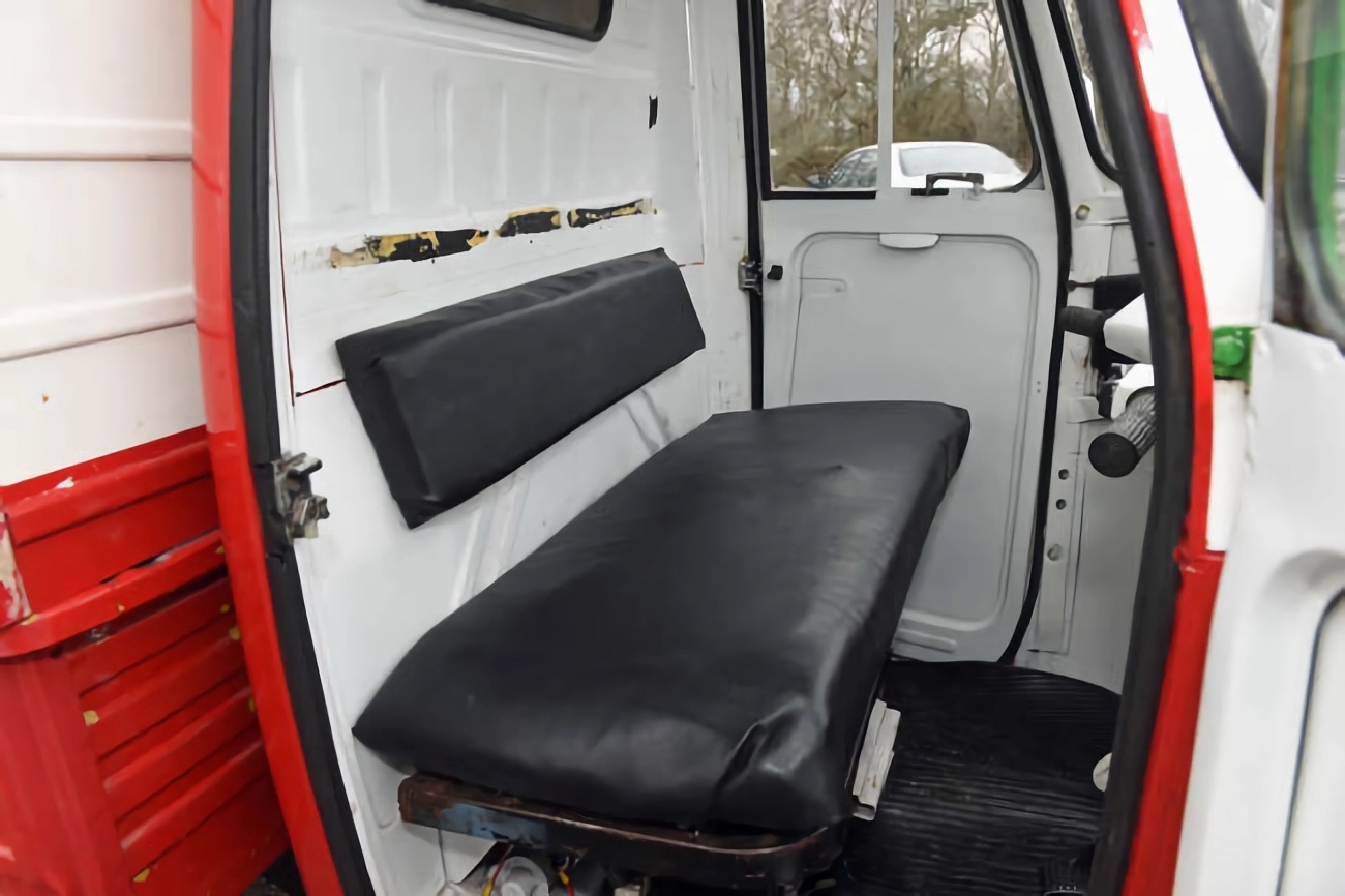Bridget Jones' iconic Italian takeaway van selling for £12,000 | Luxury ...
