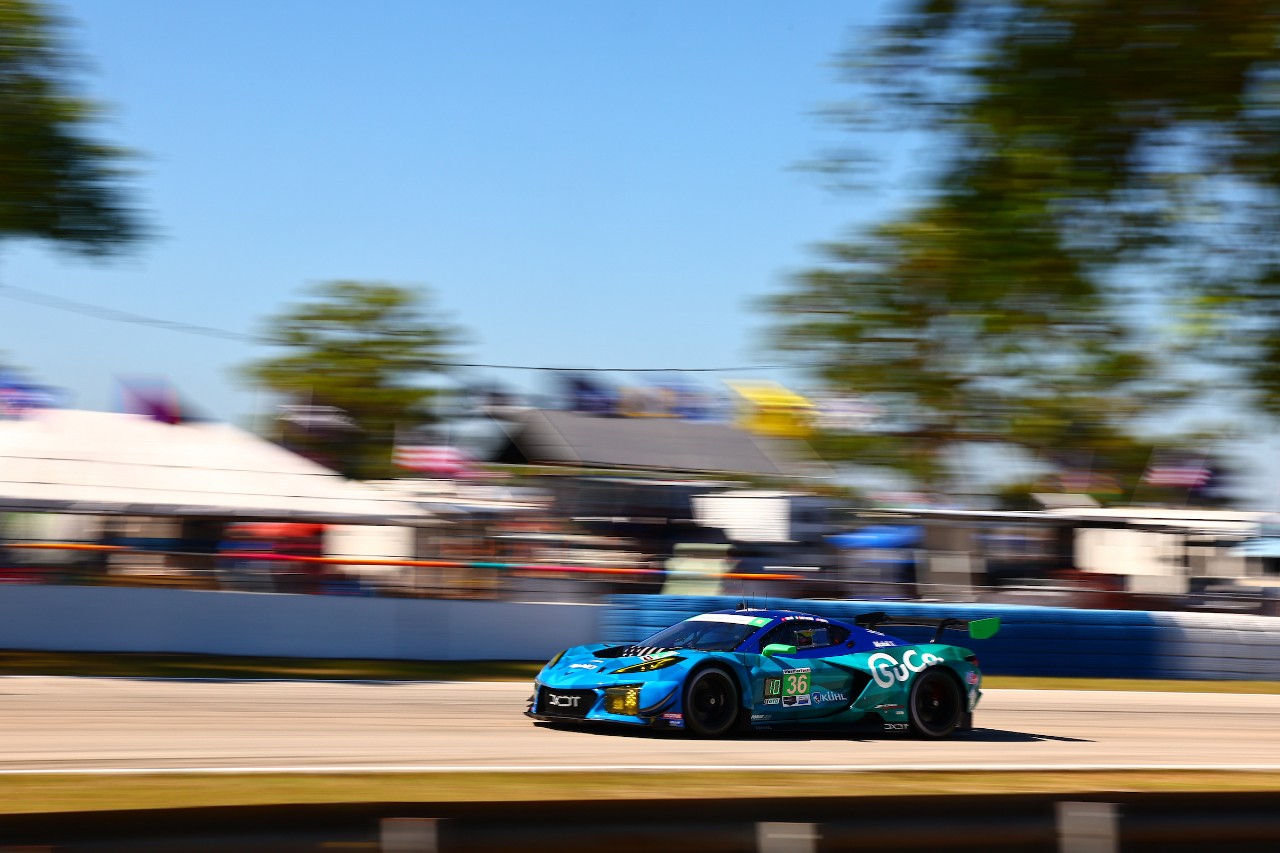 The Corvette Z06 GT3.R: How Its Road-Car Roots Shape This Race Machine ...