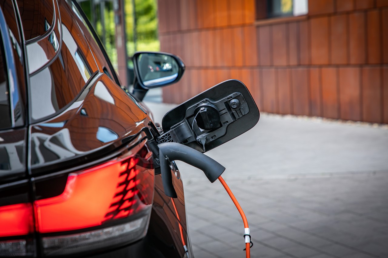 Drive the Lexus RX from 1990 PLN/Month with KINTO One: Affordable Plug ...